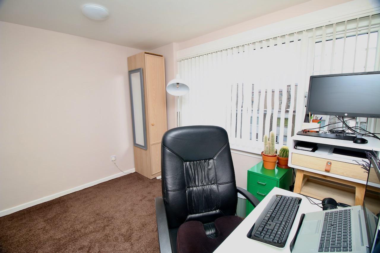 Millcroft Road, North Carbrain, Cumbernauld - Nest Estate Agents