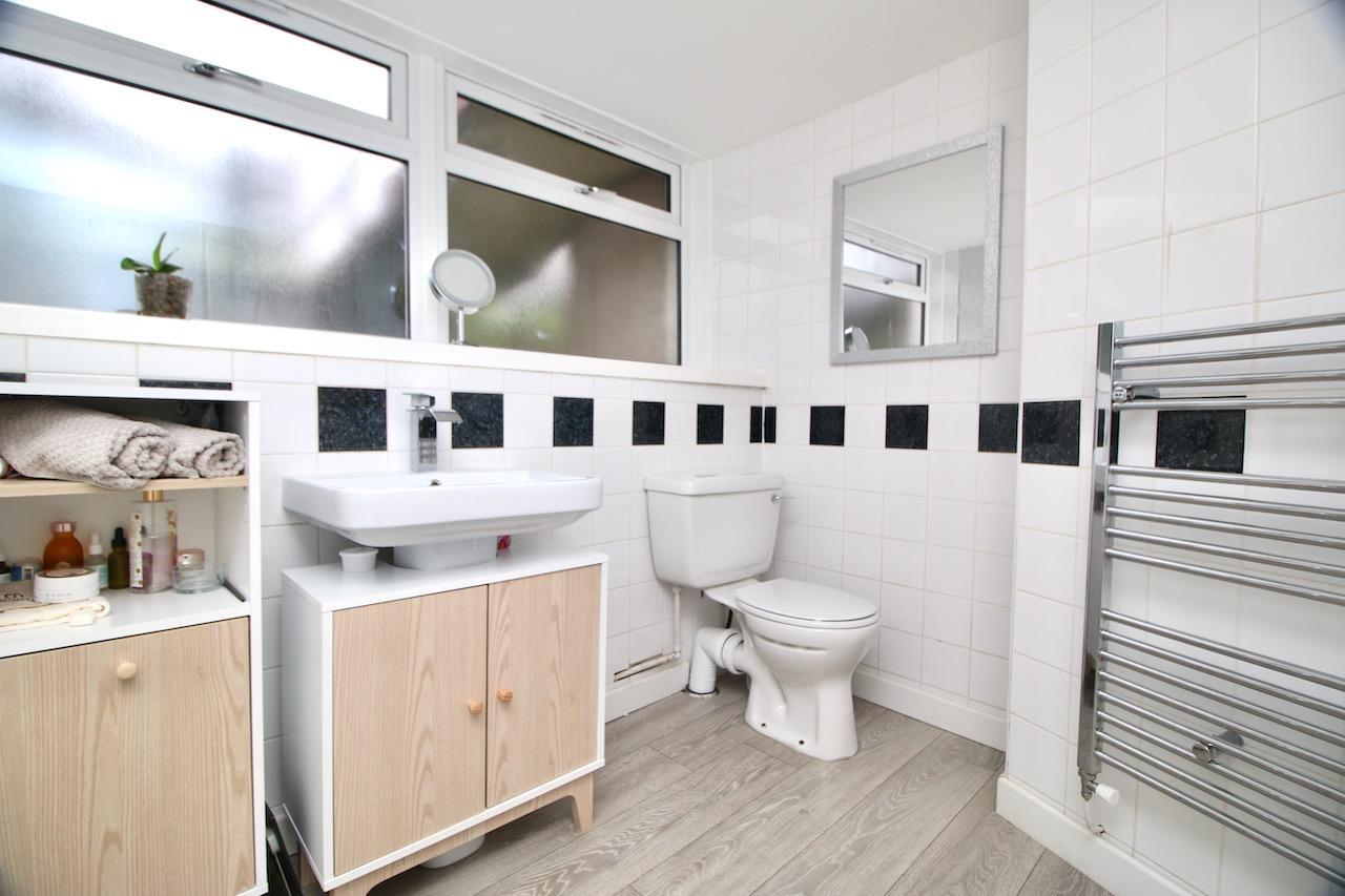 Millcroft Road, North Carbrain, Cumbernauld - Nest Estate Agents