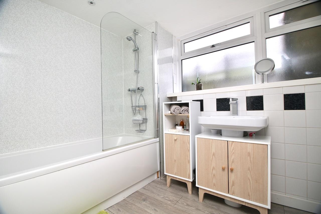 Millcroft Road, North Carbrain, Cumbernauld - Nest Estate Agents